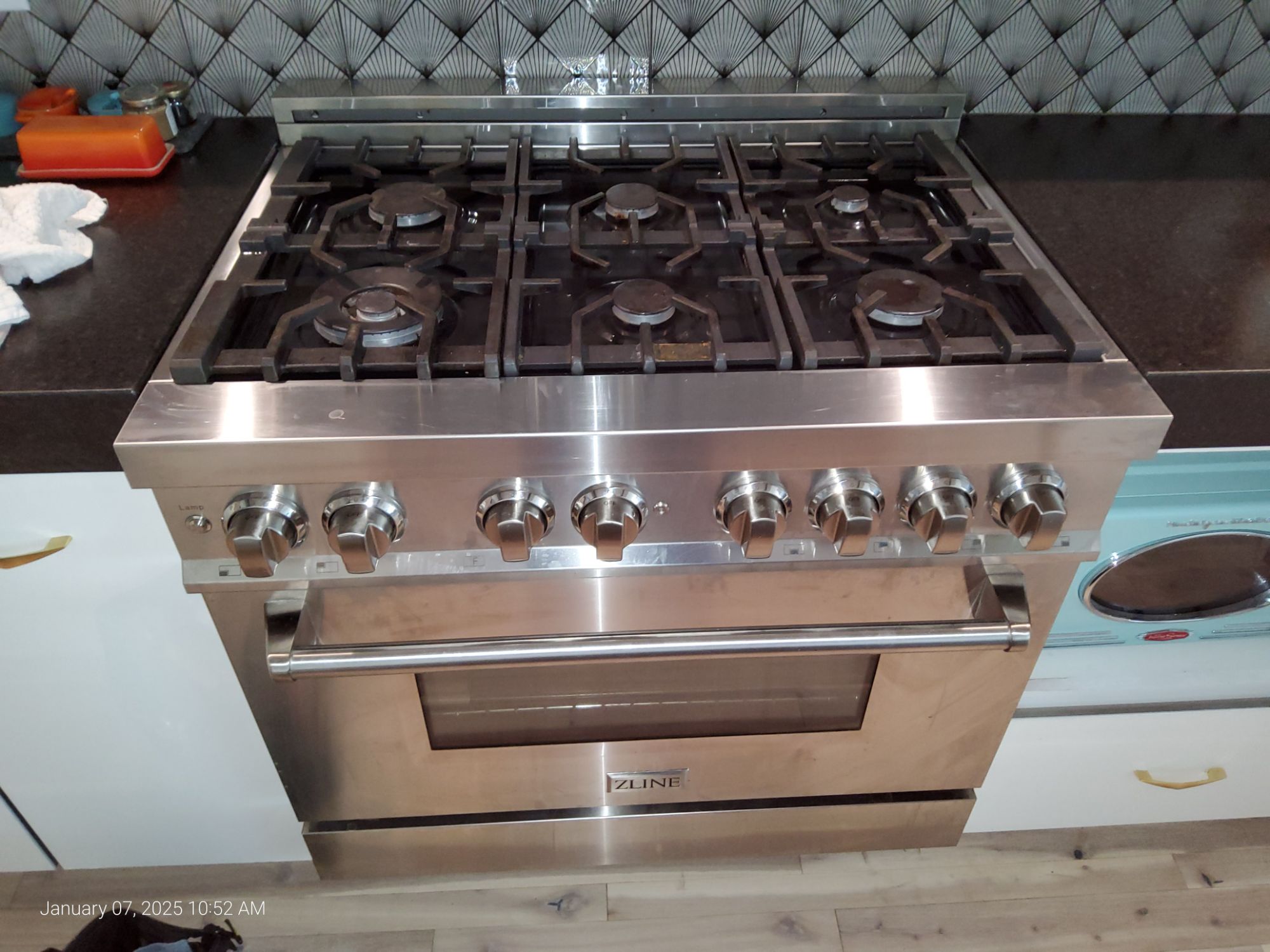 How to Restore the Enamel Coating of a Gas Stove? | Licensed and Insured